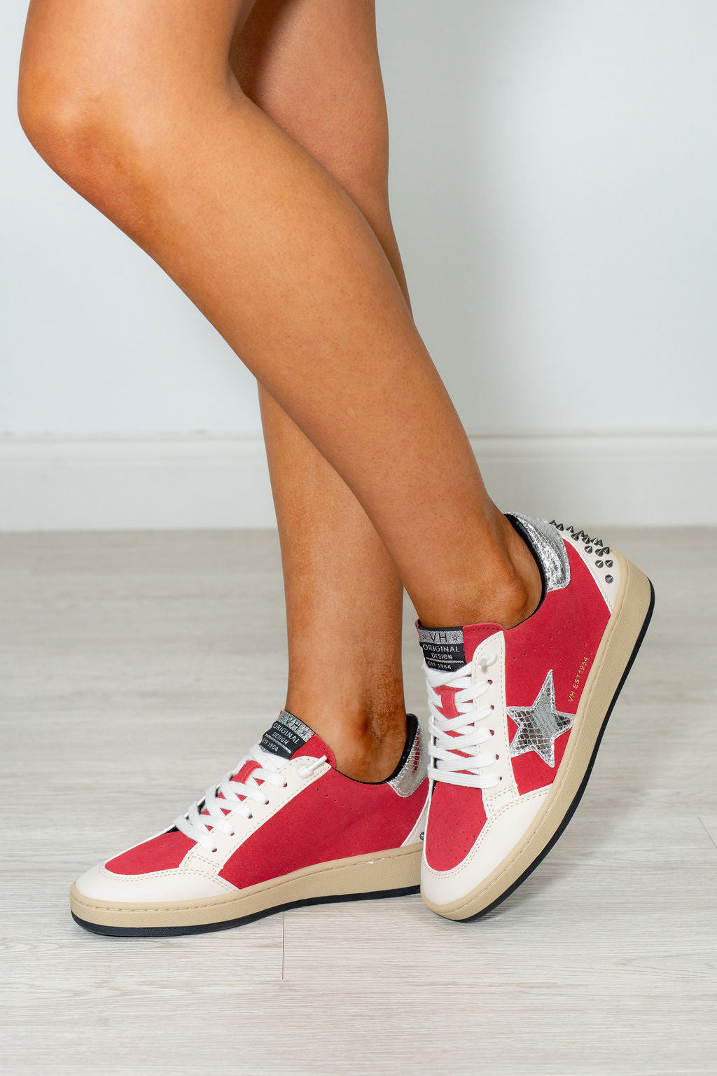 PFG DENISSE 48 VH SHOE – J. LBK